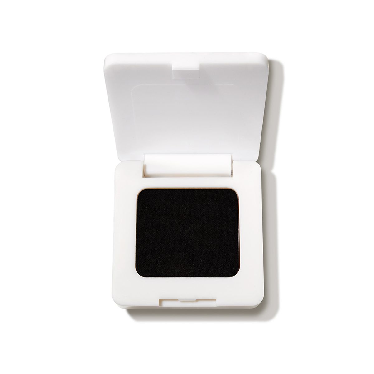 '60s-Inspired Cat-Eye Makeup Tips That Are So Easy to Copy | Who What Wear