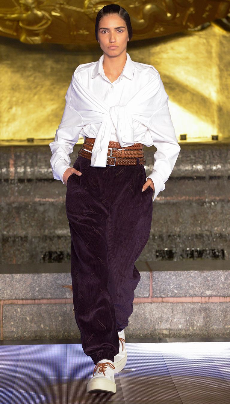 18 Chic Ways to Style Classic Shirts | Who What Wear