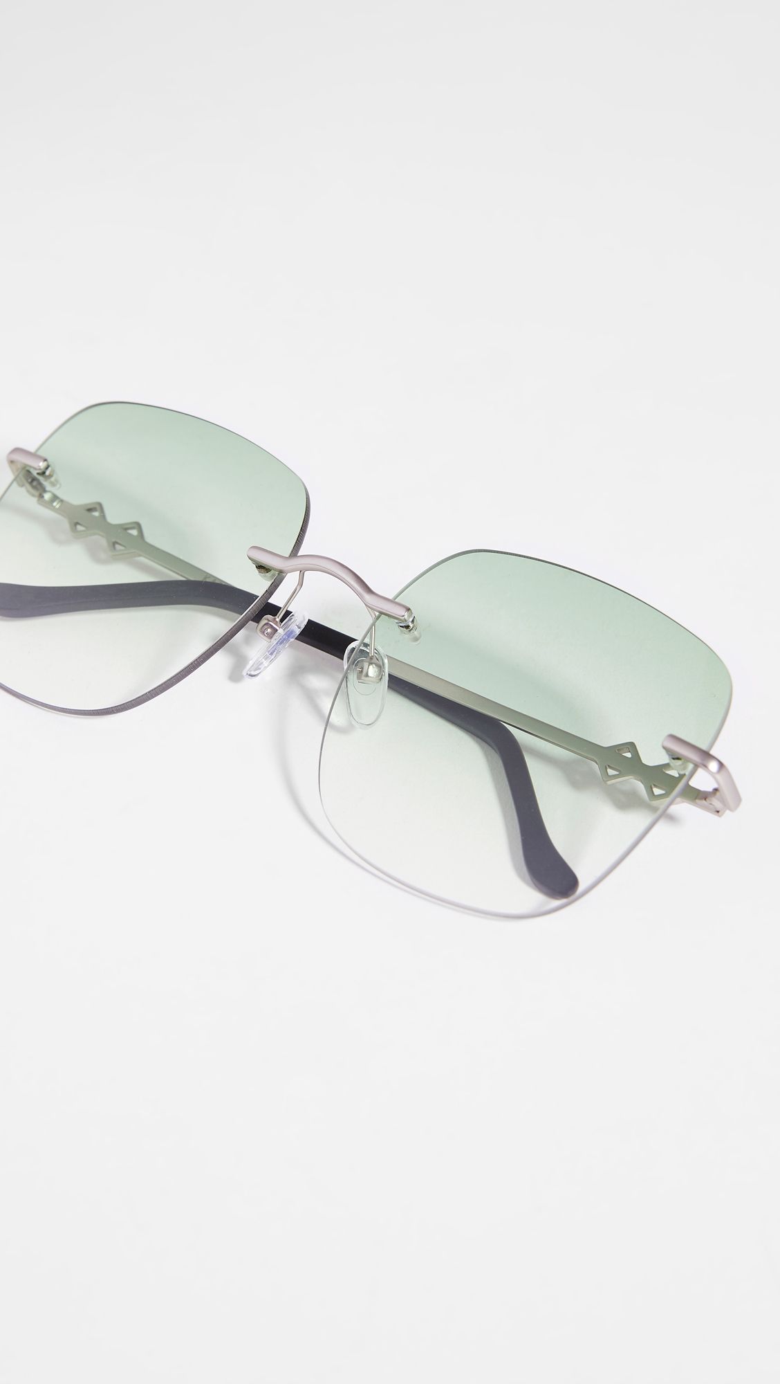 These Will Be the 7 Biggest Eyewear Trends of 2020 | Who What Wear