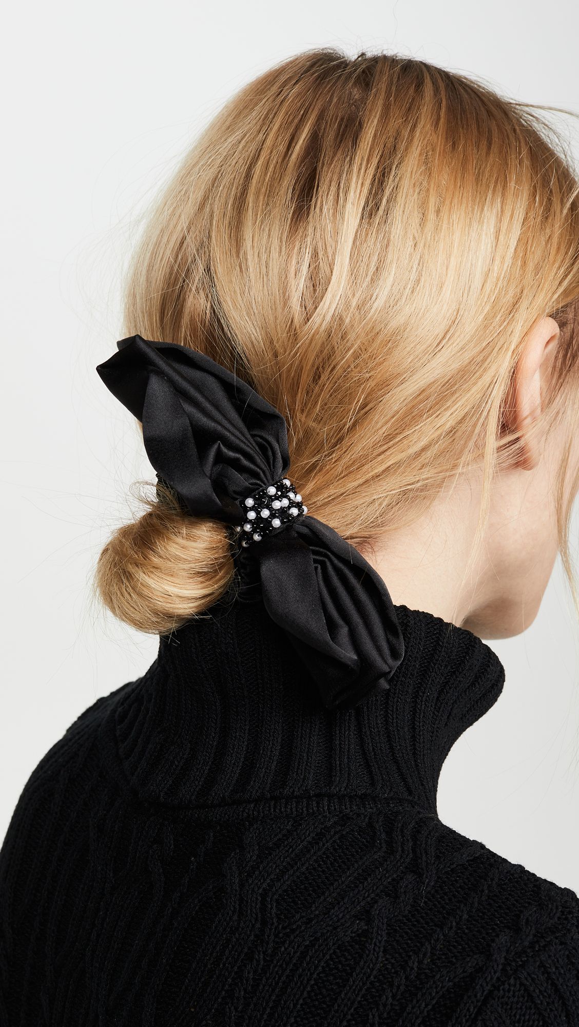 The 20 Best Scrunchies on the Market—Period | Who What Wear