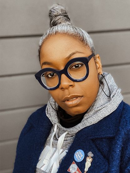 22 Grey-Haired Women Who Prove It's Chic to Be Natural | Who What Wear