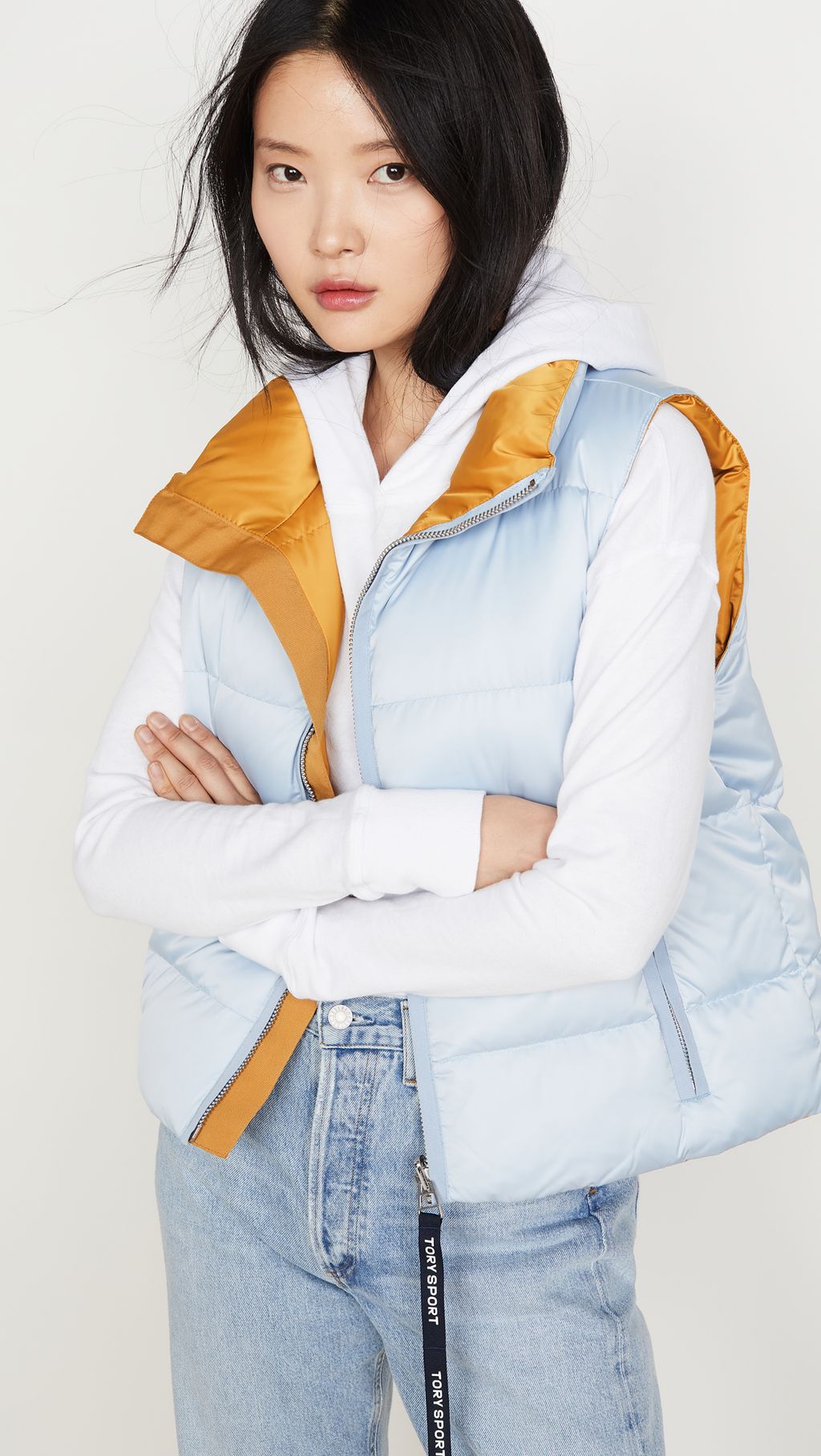 10 Cute and Comfortable Camping Outfits | Who What Wear