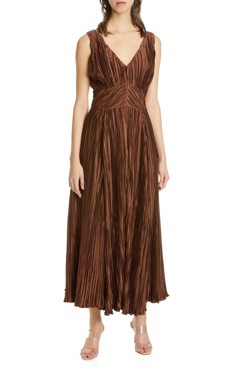 The 14 Most Famous Fashion Items, Reviewed | Who What Wear