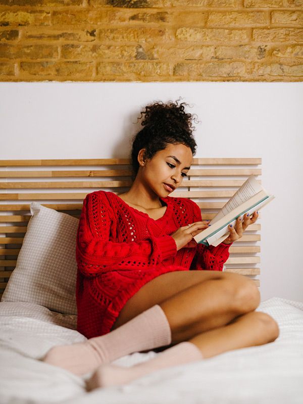 How to Cut Down on Electronics Before Bed | Who What Wear