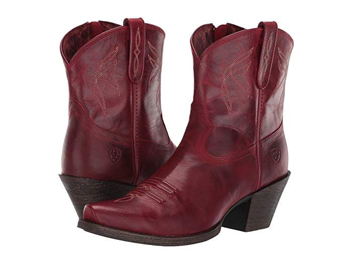 7 Neutral Outfit Combinations Every Fashion Girl Is Wearing | Who What Wear