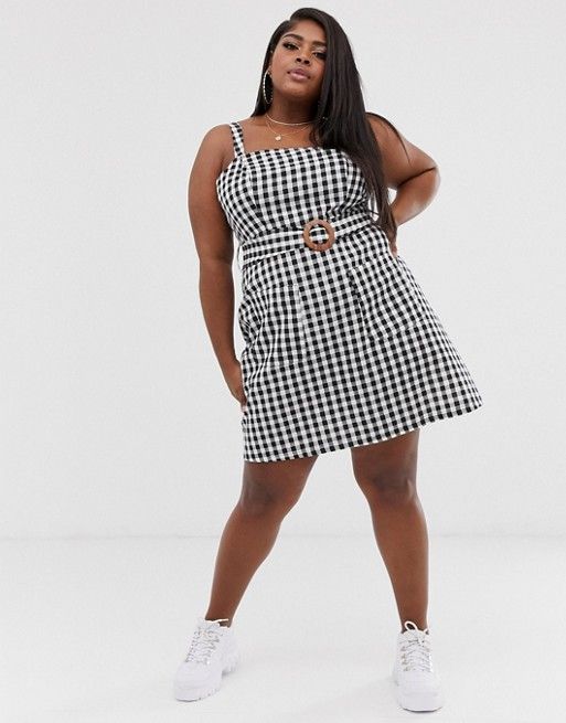 '50s Fashion: The 13 Most Iconic Looks of the '50s | Who What Wear