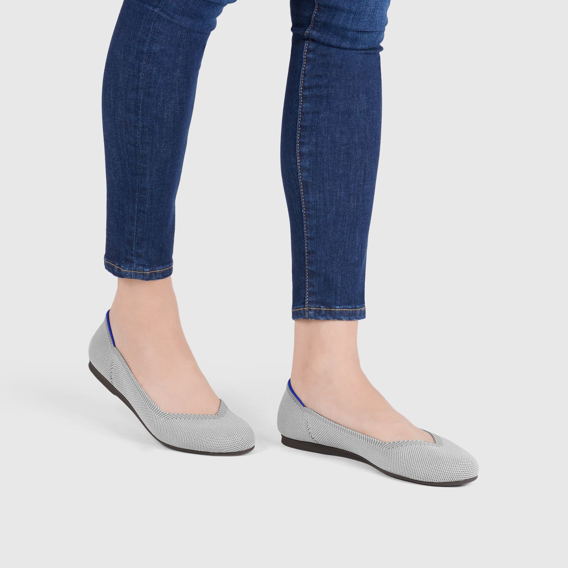 Emma Roberts Wore the Prettiest Rothy's Flats | Who What Wear