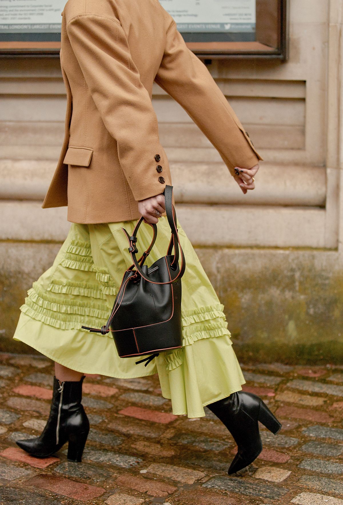 6 Cheap Basics Everyone Should Add to Their Closet | Who What Wear