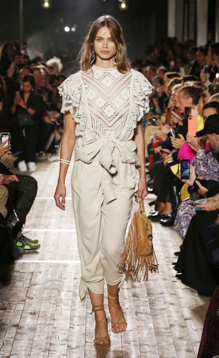 9 Off-White Outfits That Capture 2020's Biggest Color Trend | Who What Wear