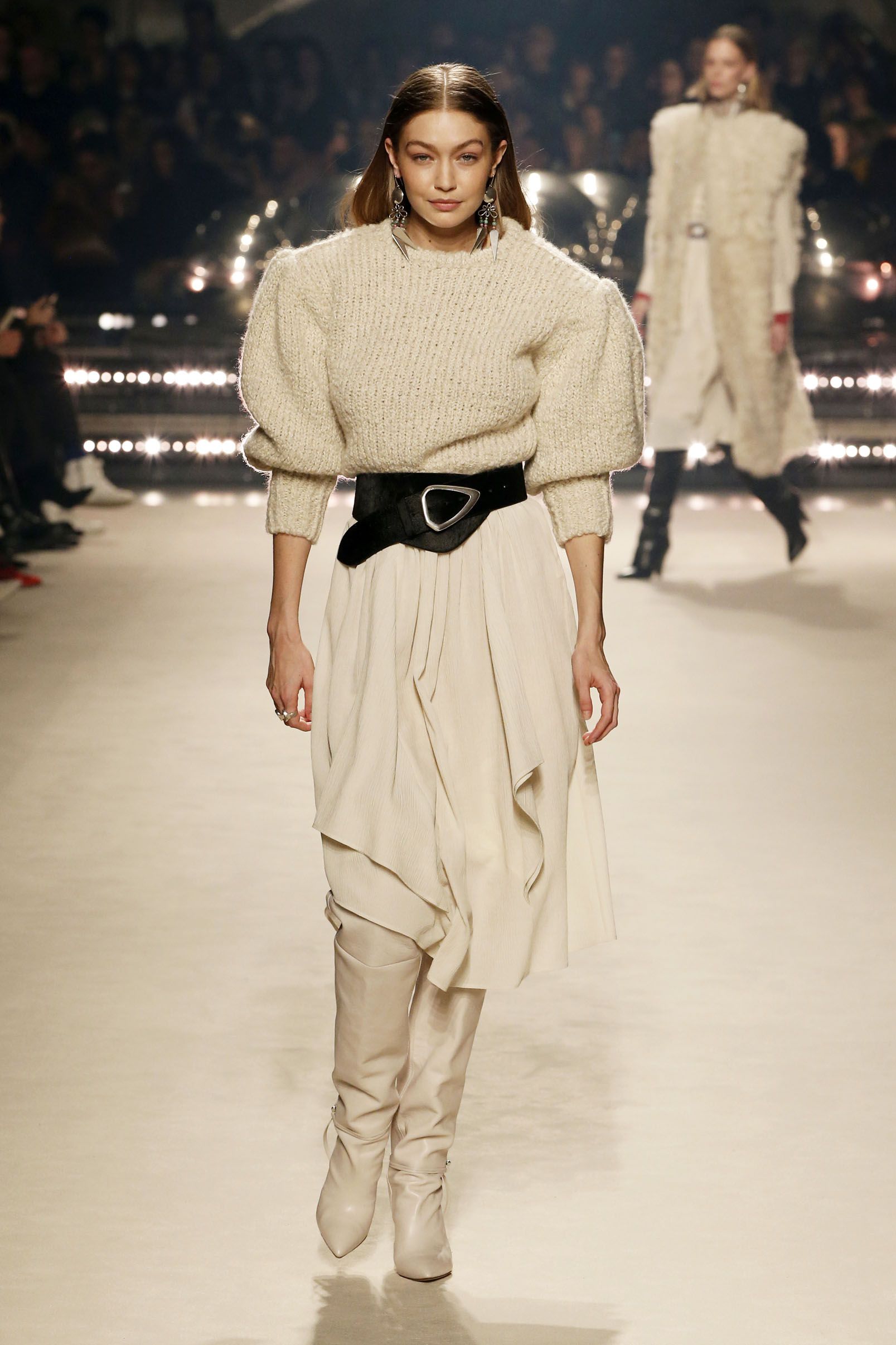 9 Off-White Outfits That Capture 2020's Biggest Color Trend | Who What Wear