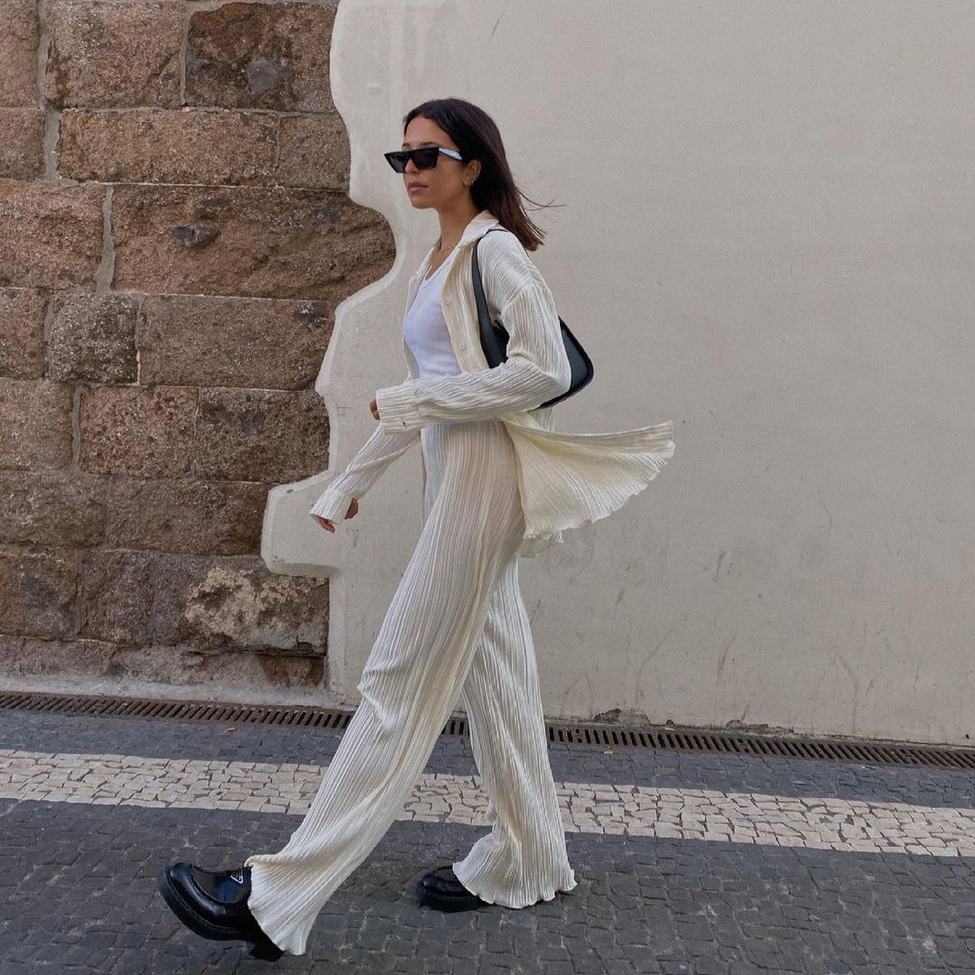 7 Comfortable Outfits Using Spring Trends | Who What Wear