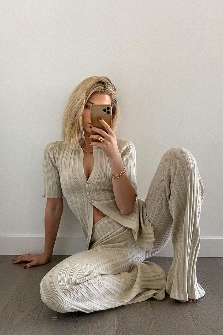 5 Cute, Comfortable Outfits Flooding Our Feeds Right Now | Who What Wear