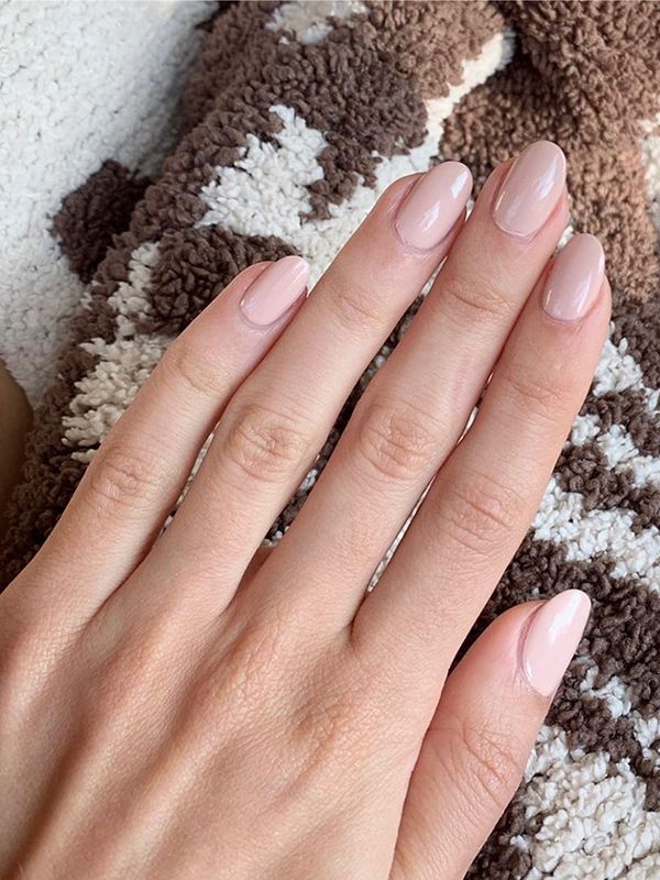 27 Natural Nail Colors That Are Simple and Chic | Who What Wear