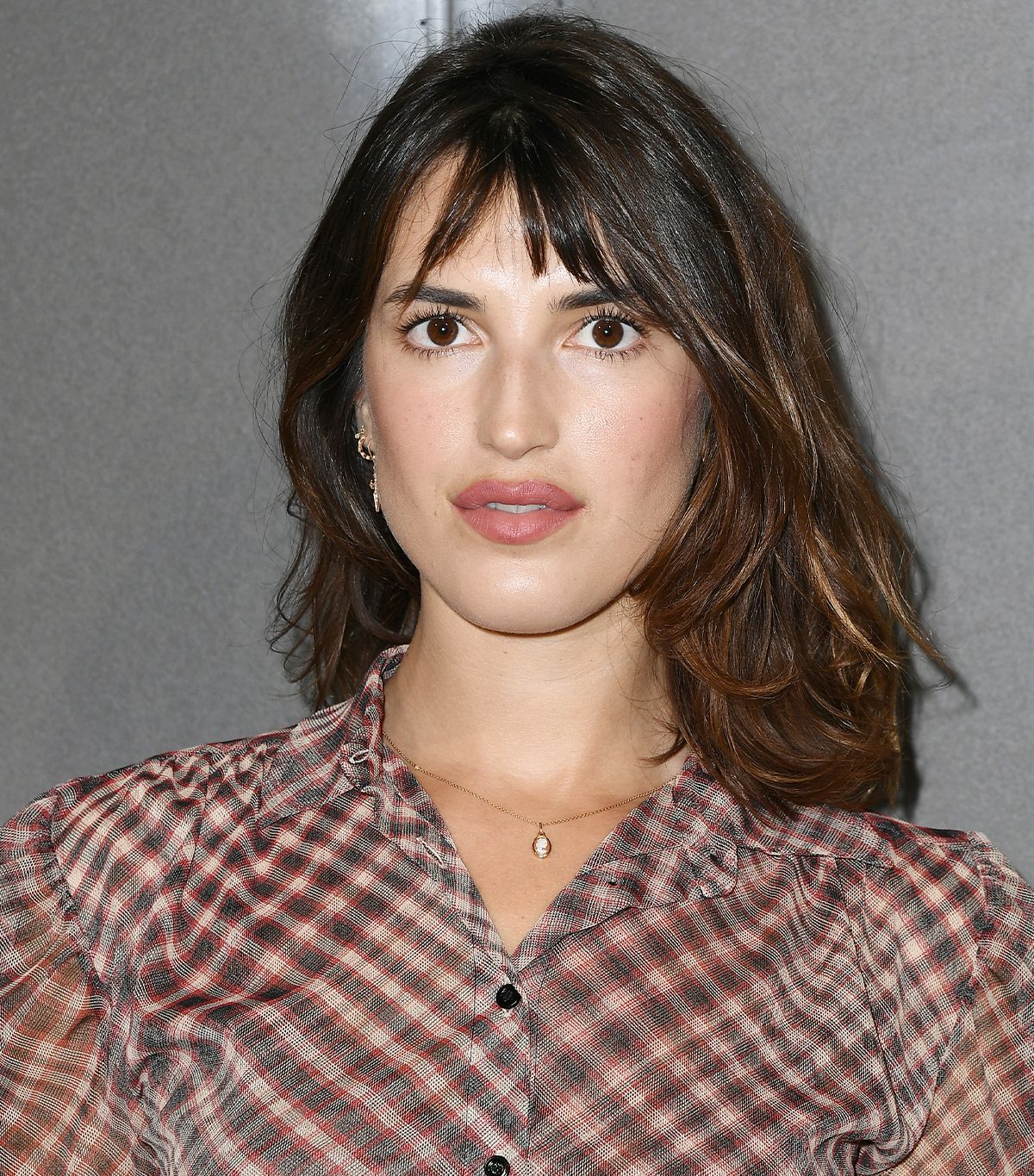 The 25 Chicest Hairstyles to Wear With Wispy Bangs in 2021 | Who What Wear