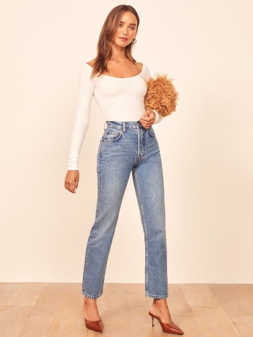 Here’s How French Girls Do Loungewear the Chic Way | Who What Wear