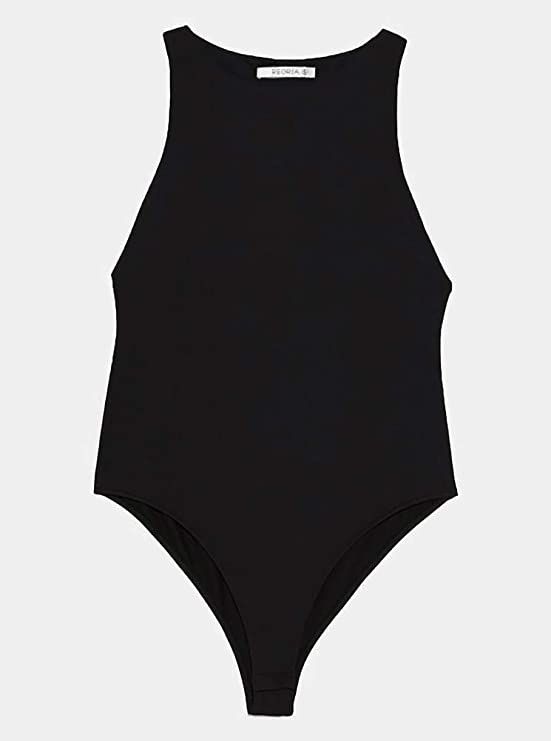 The Jazz-Legs Pose Is the Latest Viral Instagram Trend | Who What Wear