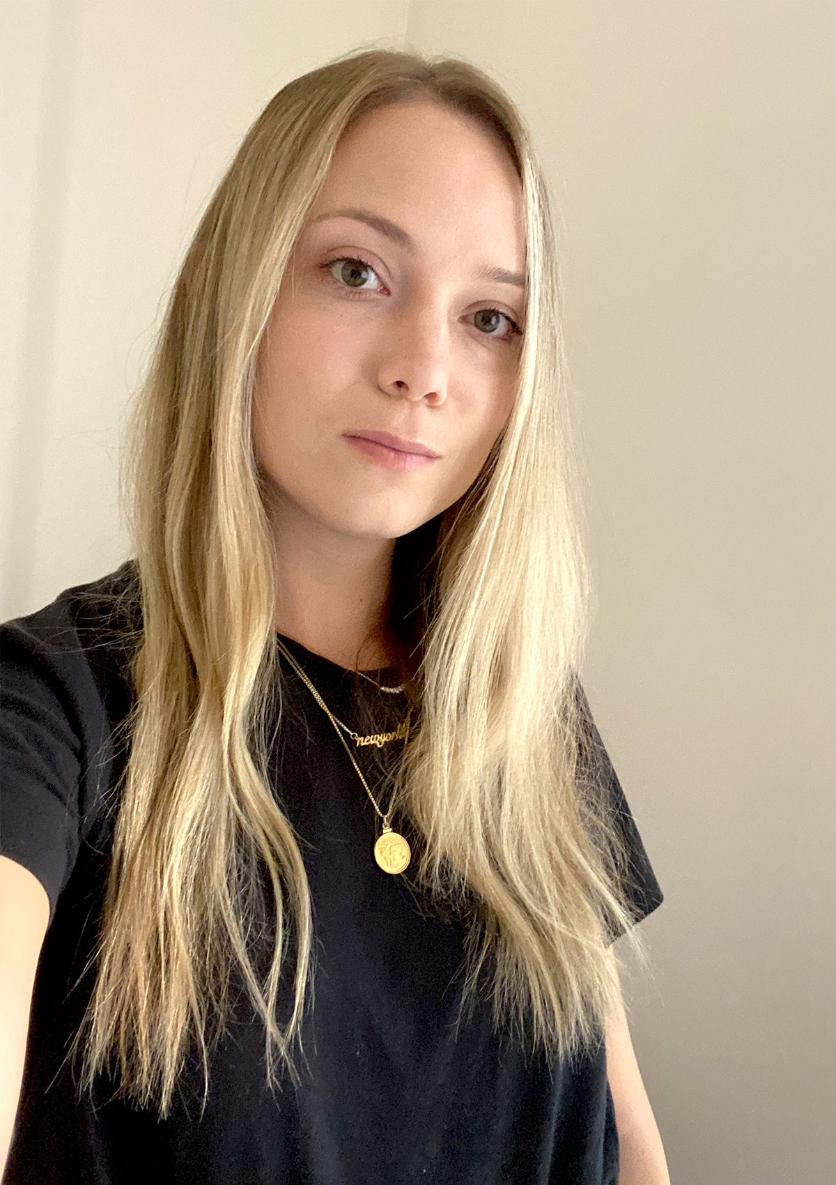 How to Cut Your Own Hair At-Home, According to a Stylist | Who What Wear