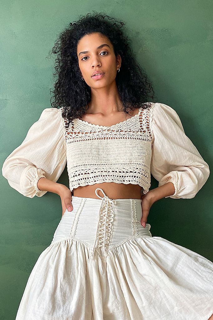 This Pretty Top Will Always Be a Summer Staple | Who What Wear