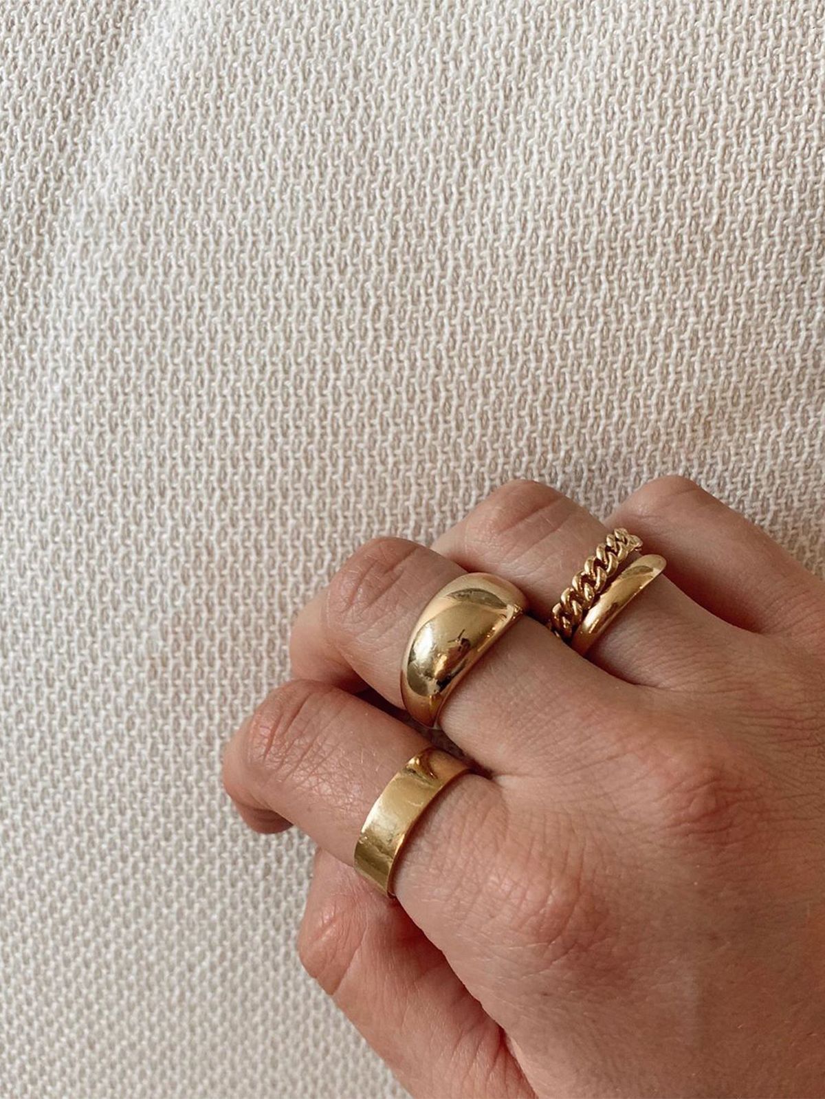 3 Jewelry Trends Everyone Is Wearing in 2020 | Who What Wear
