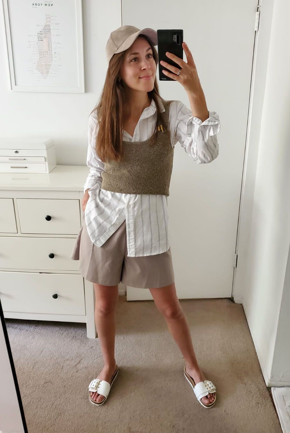 5 Chic Ways to Style a White Button-Down | Who What Wear