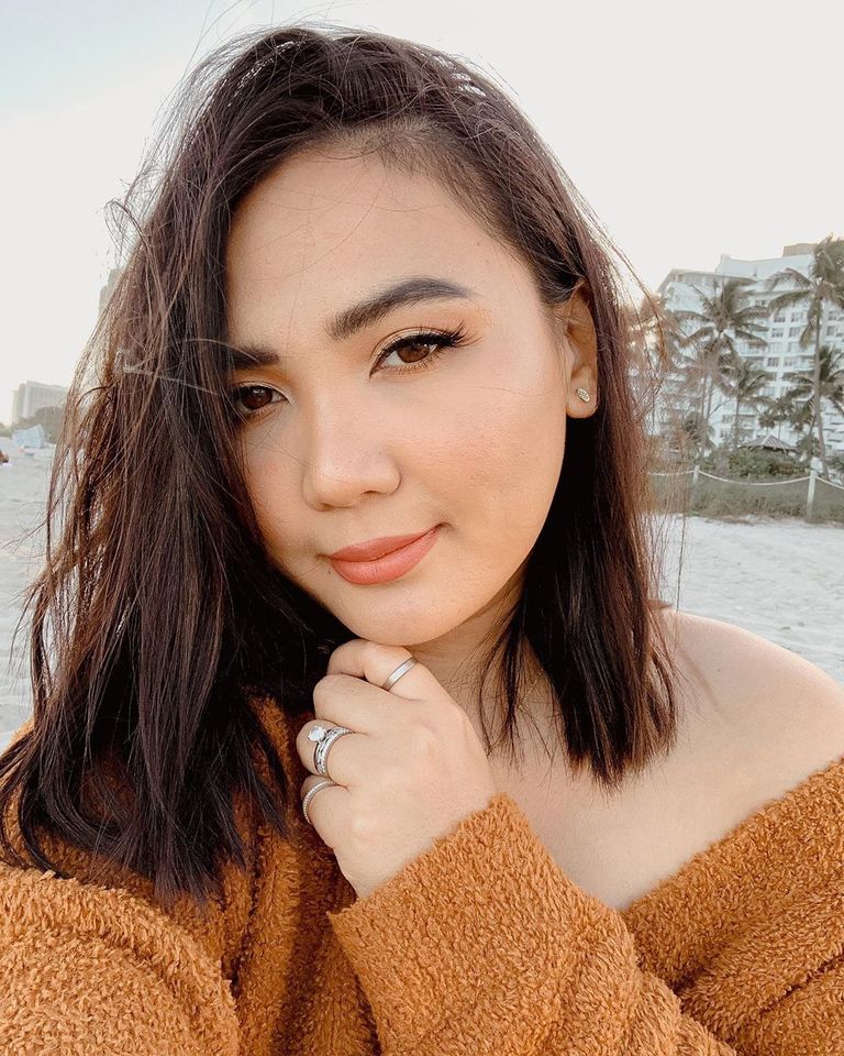 The 8 Filipina Beauty Influencers You Should Know | Who What Wear