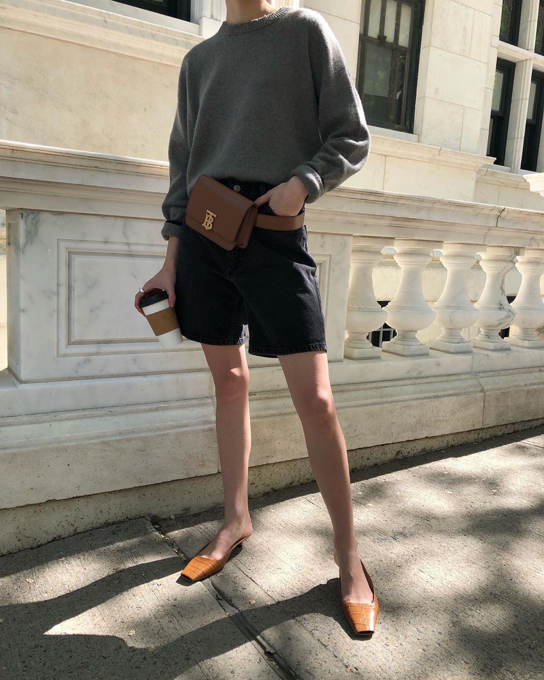 12 Black Shorts Outfits Fashion Girls Are Wearing | Who What Wear