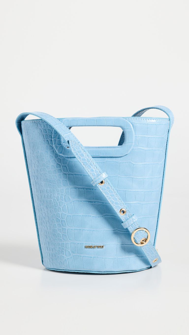 The 20 Best Bucket Bags That Are So Stylish | Who What Wear