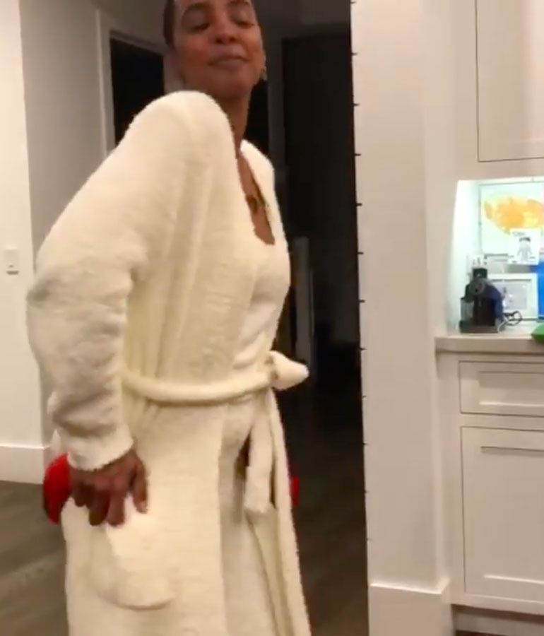 16 Celebs Who Love Wearing Robes Around the House | Who What Wear