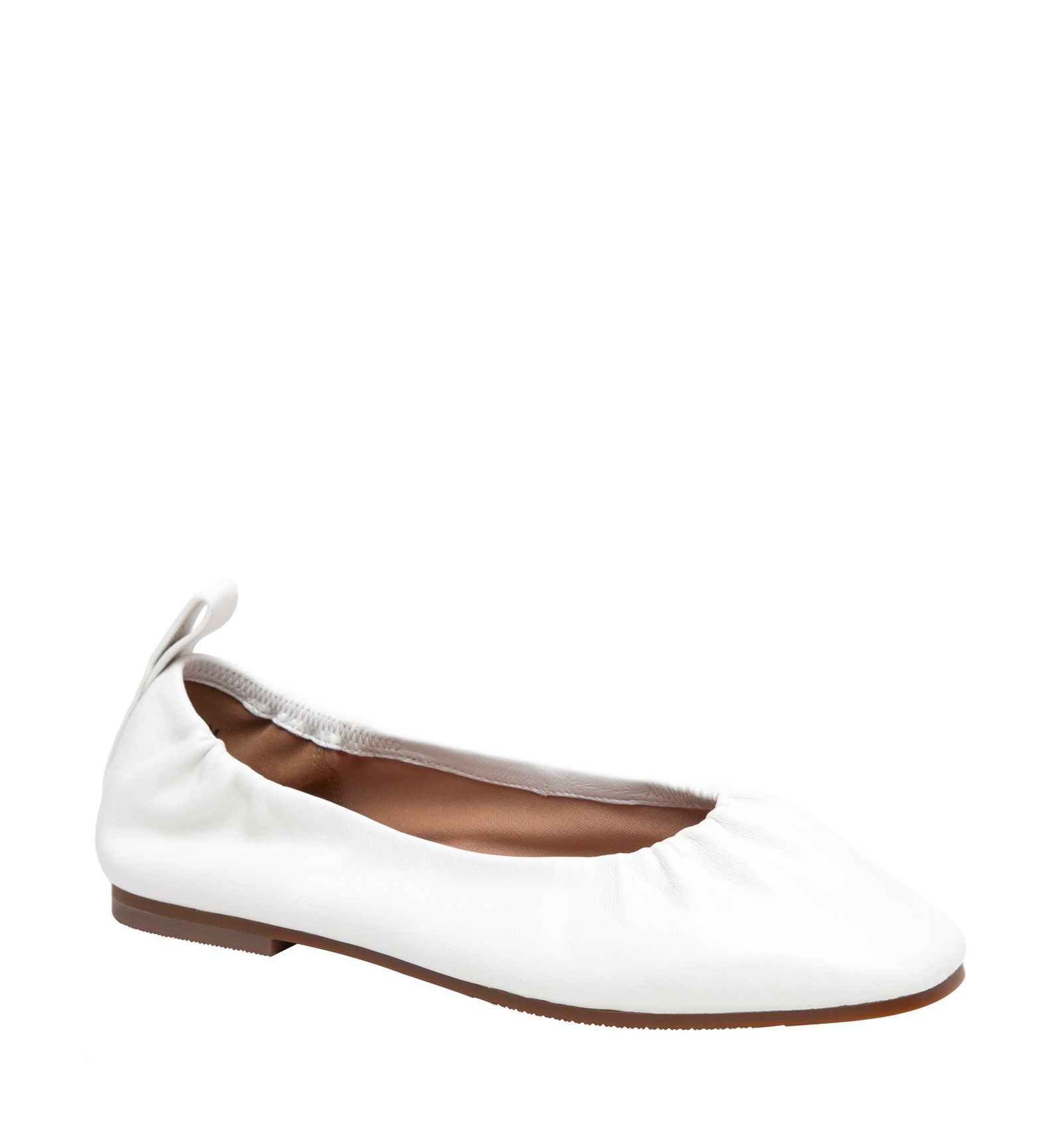 5 Items That Look Chic With a White Button-Down Shirt | Who What Wear