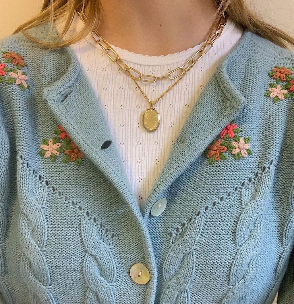 The Grandma Sweater Trend That's Taking Over | Who What Wear