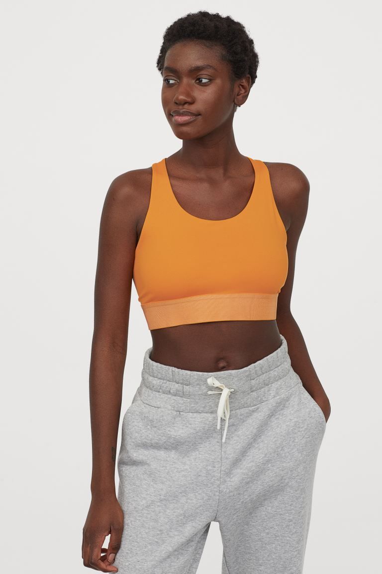 The 5 Best Workout Clothes for Women Over 50 | Who What Wear