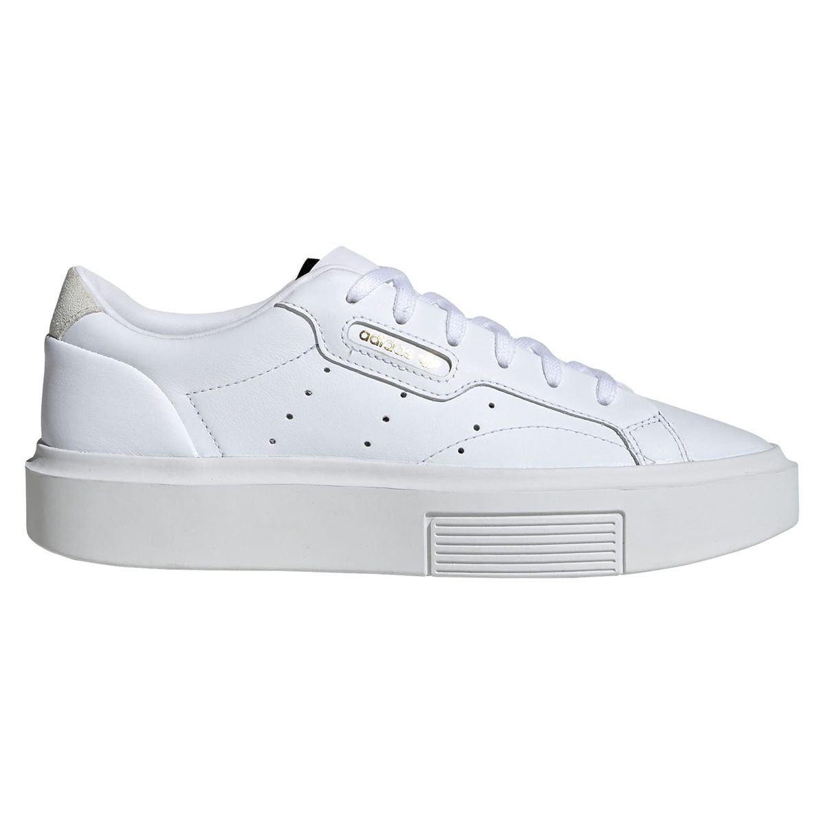 9 French Denim Shorts Outfits That Actually Feel Fresh | Who What Wear