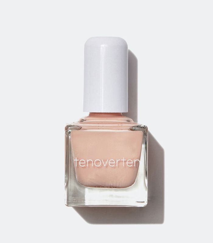 27 Light Nail Colors Fashion Girls Love | Who What Wear