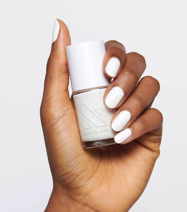 27 Light Nail Colors Fashion Girls Love | Who What Wear