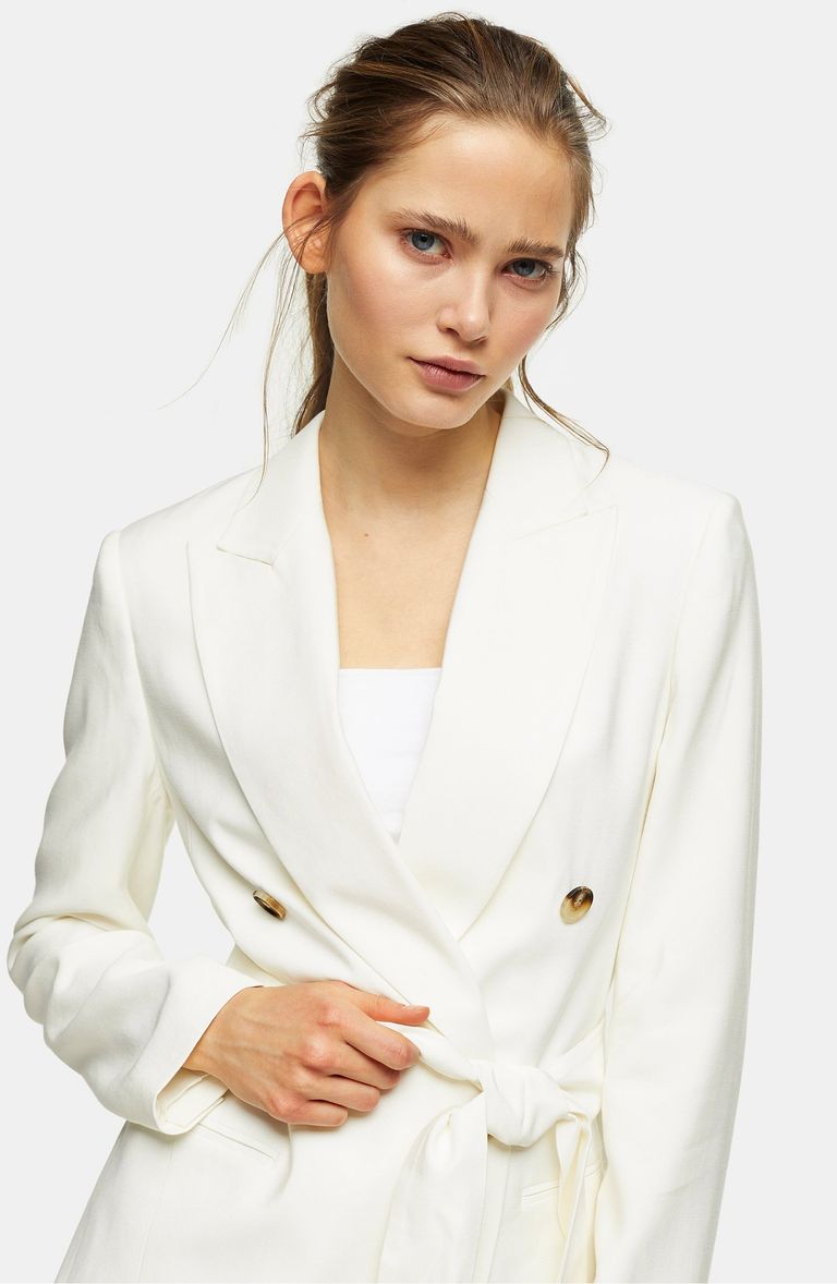 The Best Basic Clothing to Buy Now and Use Again and Again | Who What Wear