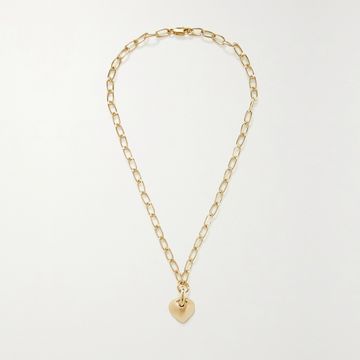 5 Basic Accessories to Wear With Every Type of Outfit | Who What Wear