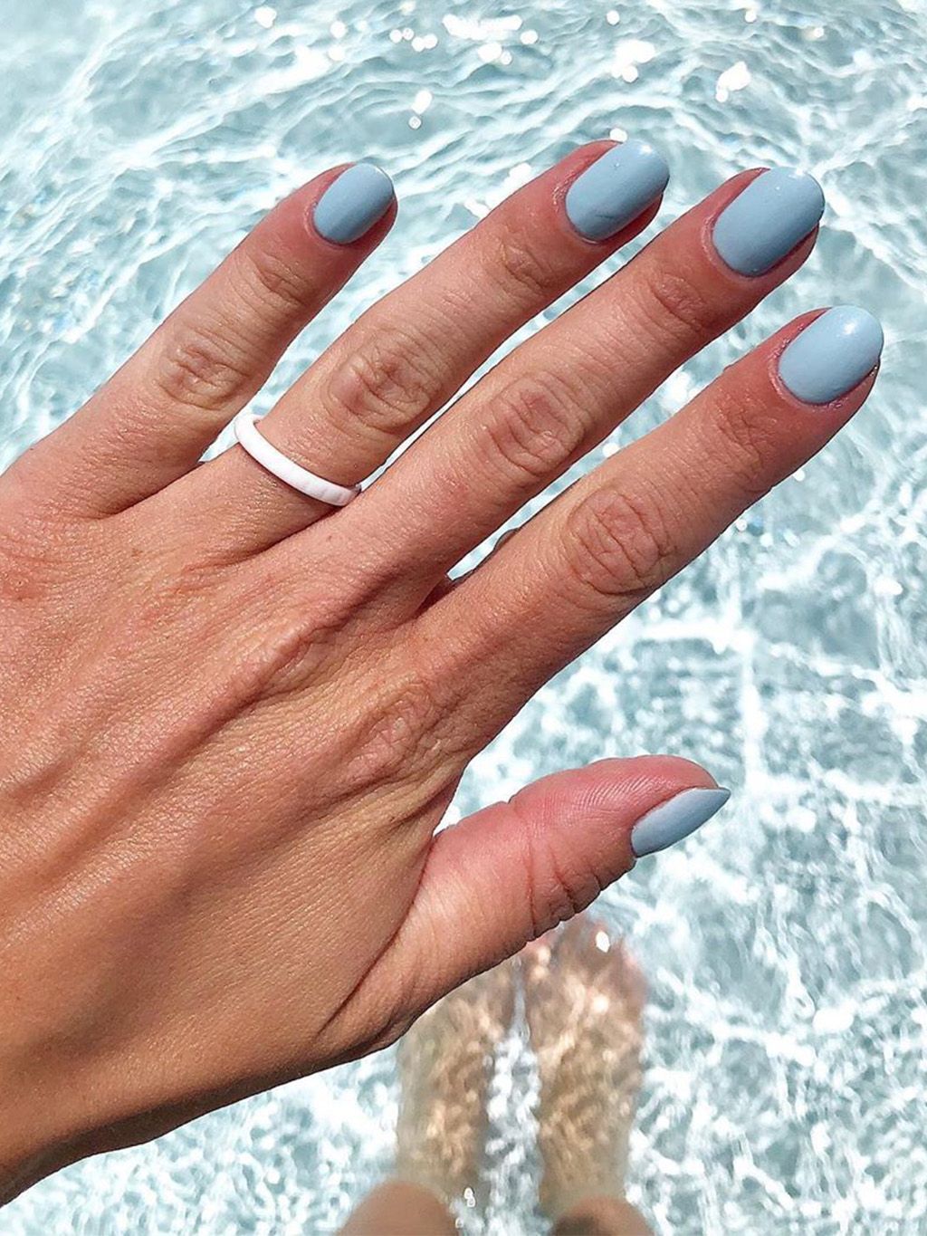 The 15 Best Blue Nail Polish Colors That Are So Flattering | Who What Wear