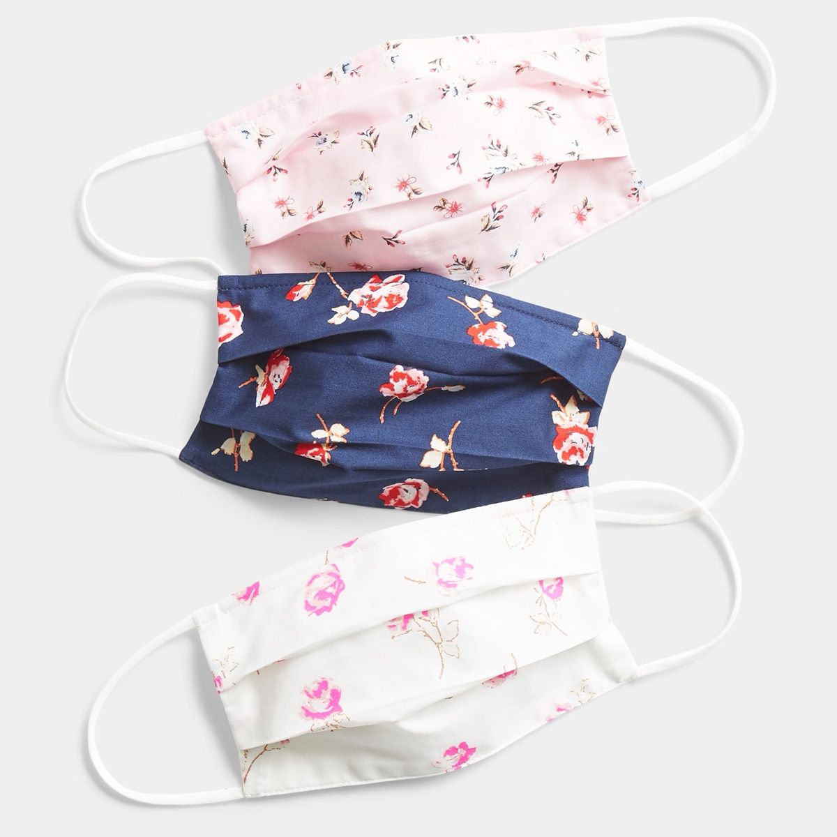 8 Protective-Face-Mask Mistakes to Avoid | Who What Wear