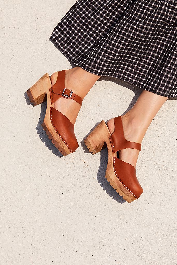 The 22 Best Clogs Fashion Girls Love in 2021 | Who What Wear
