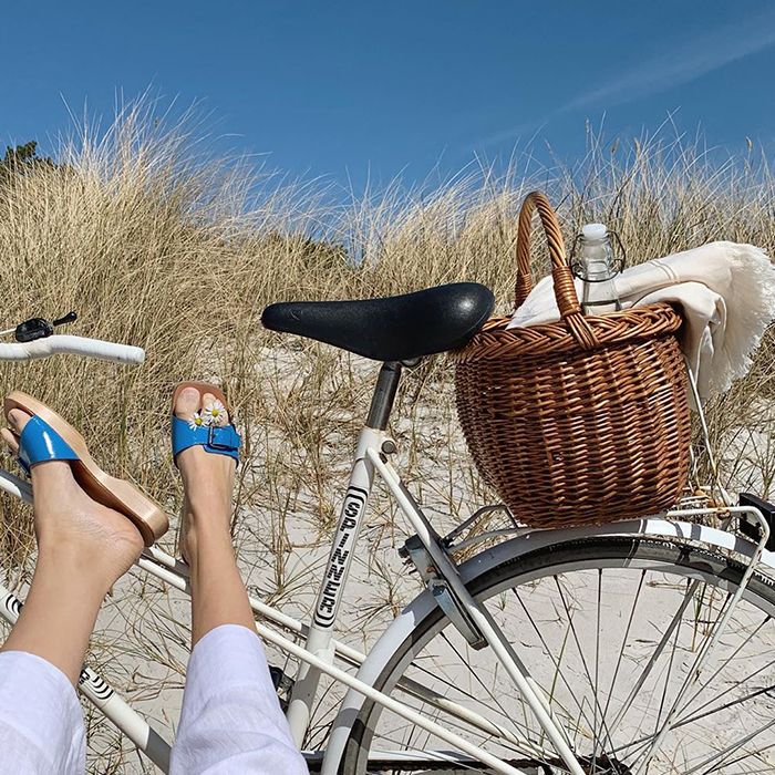 Cute Outfits That You Can Wear on Your Bike | Who What Wear
