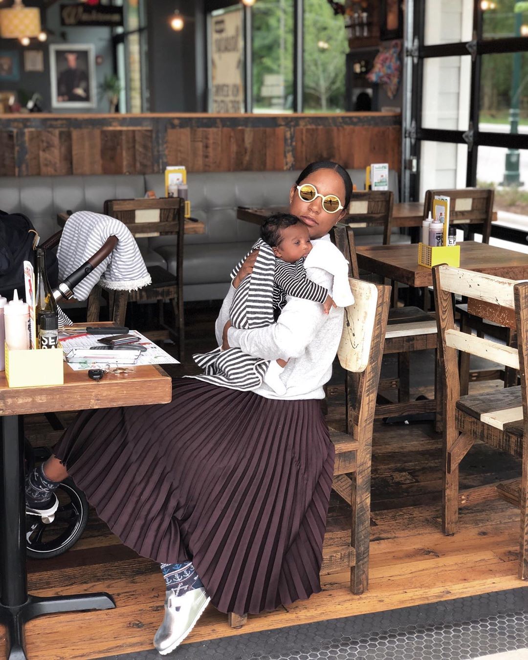 The 15 Best Postpartum Leggings, According to 6 Stylish Moms | Who What ...