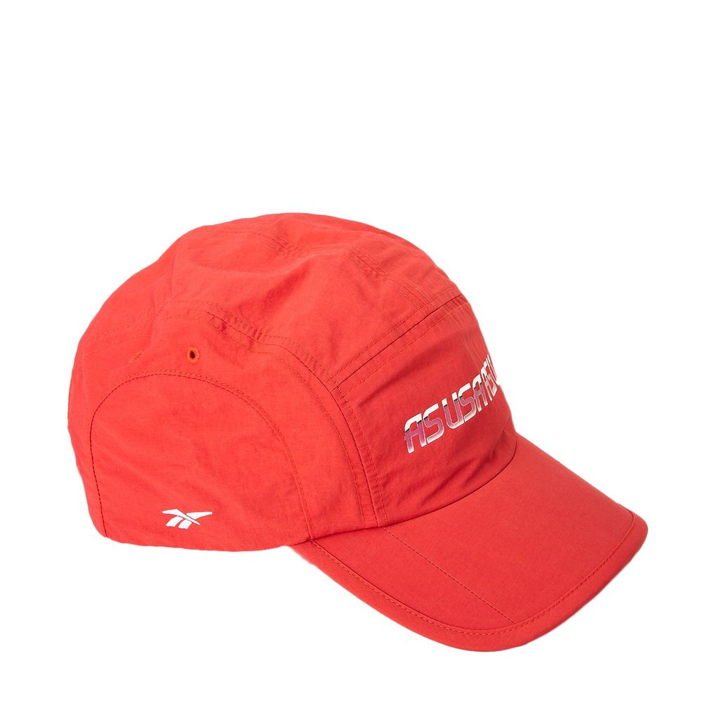 How to Style a Baseball Hat to Look Chic | Who What Wear