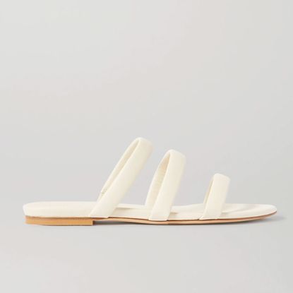 28 Cute Summer Flats That Are Comfortable and Chic | Who What Wear