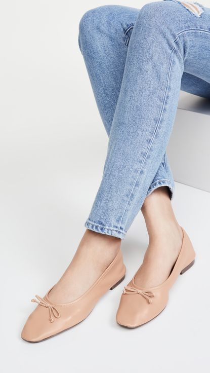 Kate Moss Wore Ballet Flats, Her Fave Trend Since the '90s | Who What Wear