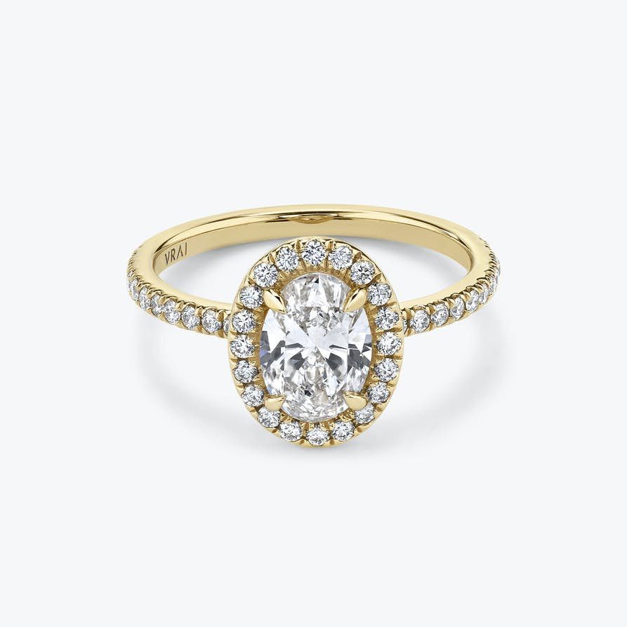 See Lady Amelia Spencer's Classic Diamond Engagement Ring | Who What Wear