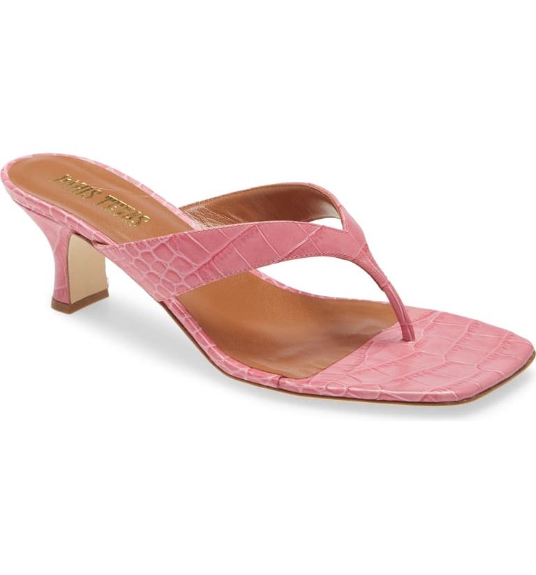 Bella Hadid Wore Jeans With High-Heel Flip-Flops | Who What Wear