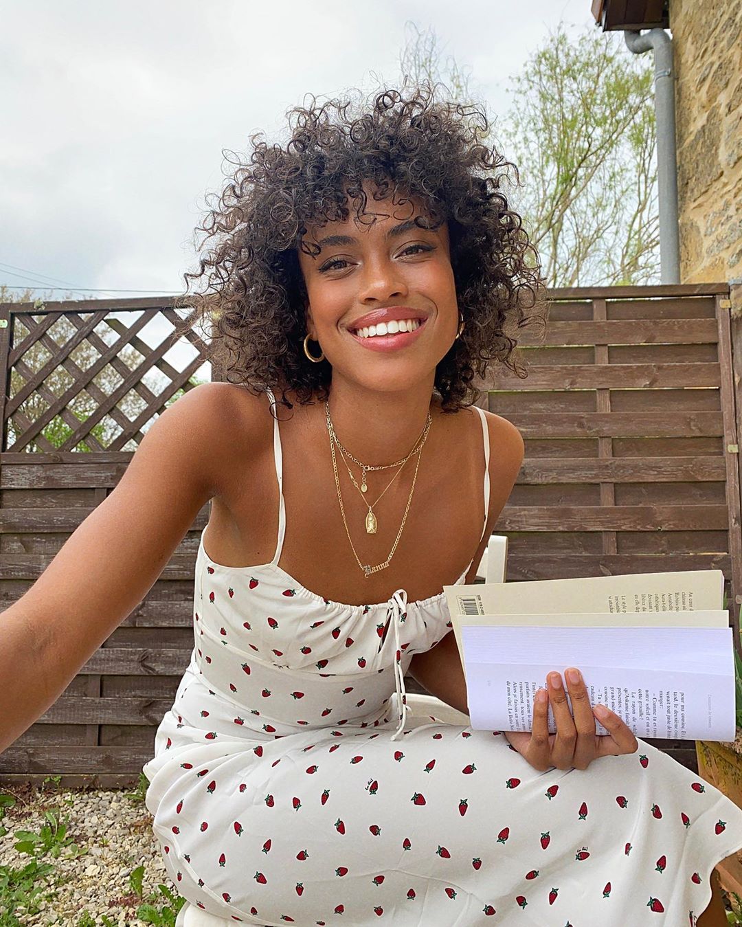 The 15 Summer Staples a Parisian Model Wears Every Day | Who What Wear