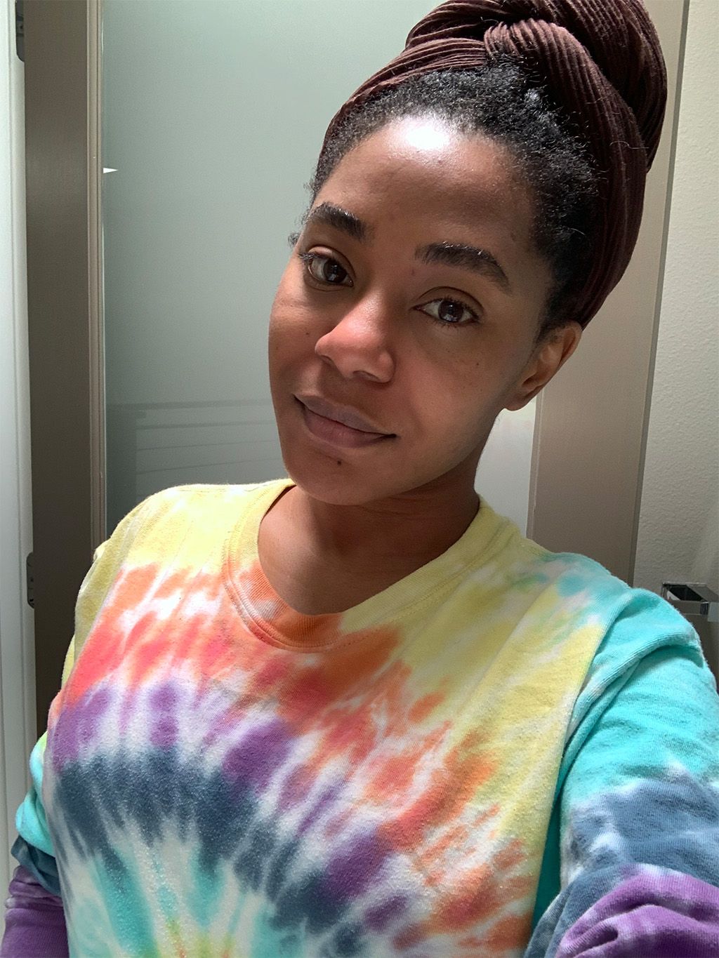 Reviewed: Versed Day Maker Microcrystal Exfoliator | Who What Wear