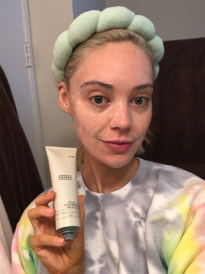 Reviewed: Versed Day Maker Microcrystal Exfoliator | Who What Wear