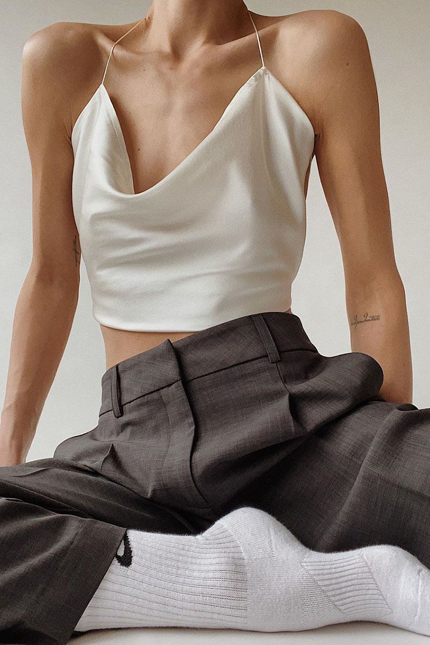 The 16 Best Backless Tops Fashion People Love | Who What Wear